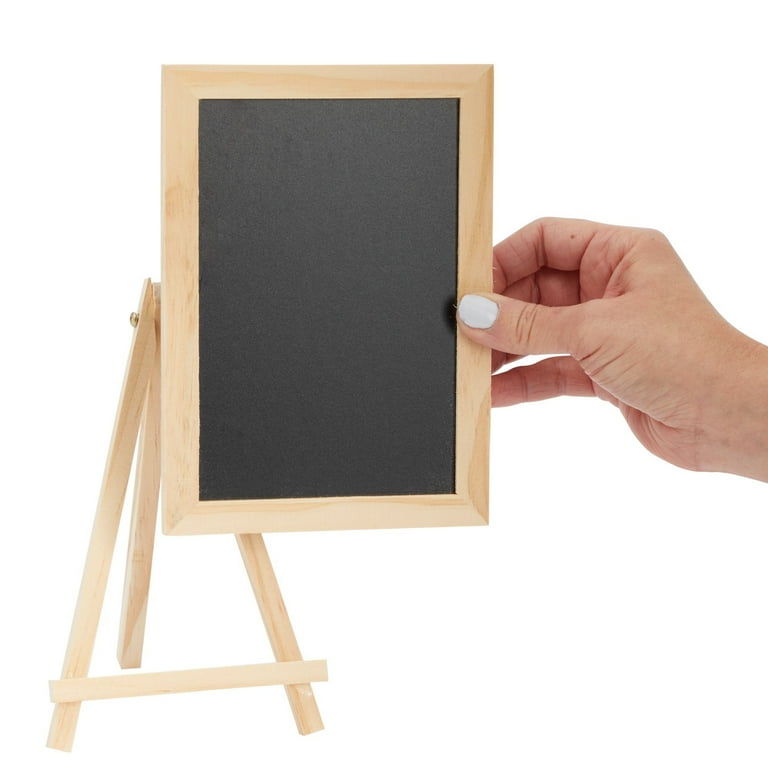Mini Chalkboard Stands Table