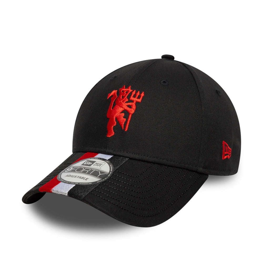 Click here for Manchester United - New Era 9forty Black Stripe Ad... prices