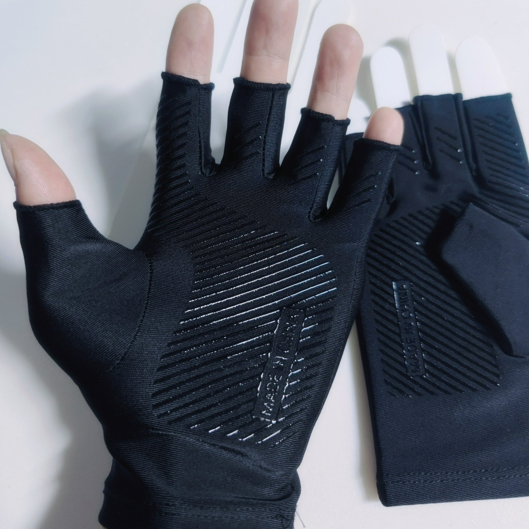 Click here for Pengx 1 Pair Of Men‘s Breathable Fingerless Gloves... prices