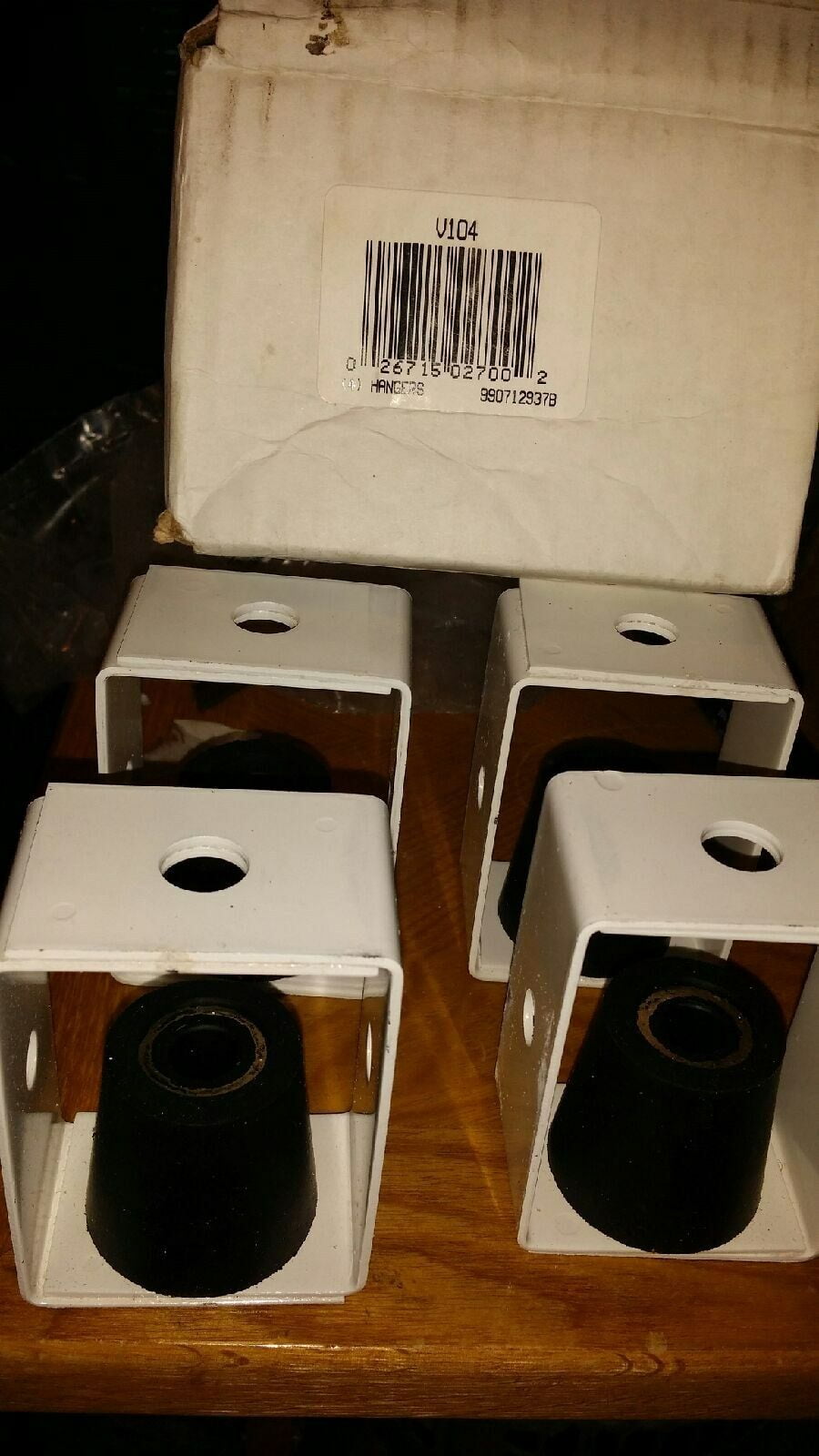 Model V104 Vibration Dampening Hangers BROAN (4 PCS) - Walmart.com