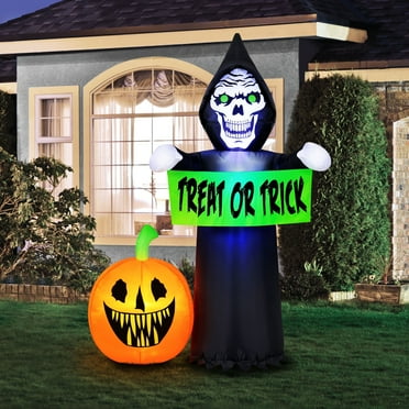 Occasions Halloween Inflatable Hanging Vampire, 5 ft. Tall, Airblown ...