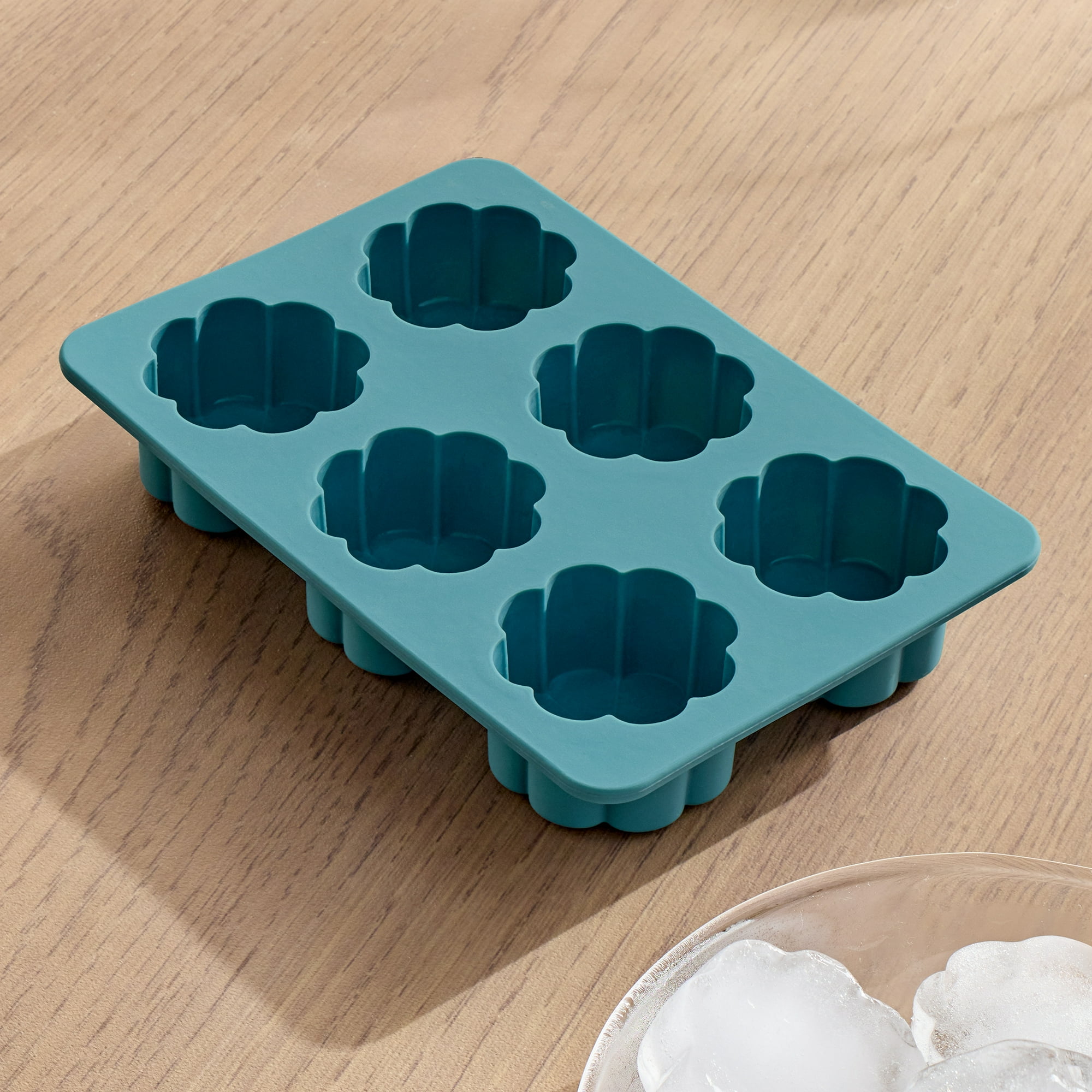 Click here for Better Homes & Gardens Silicone Flower Ice Cube Tr... prices