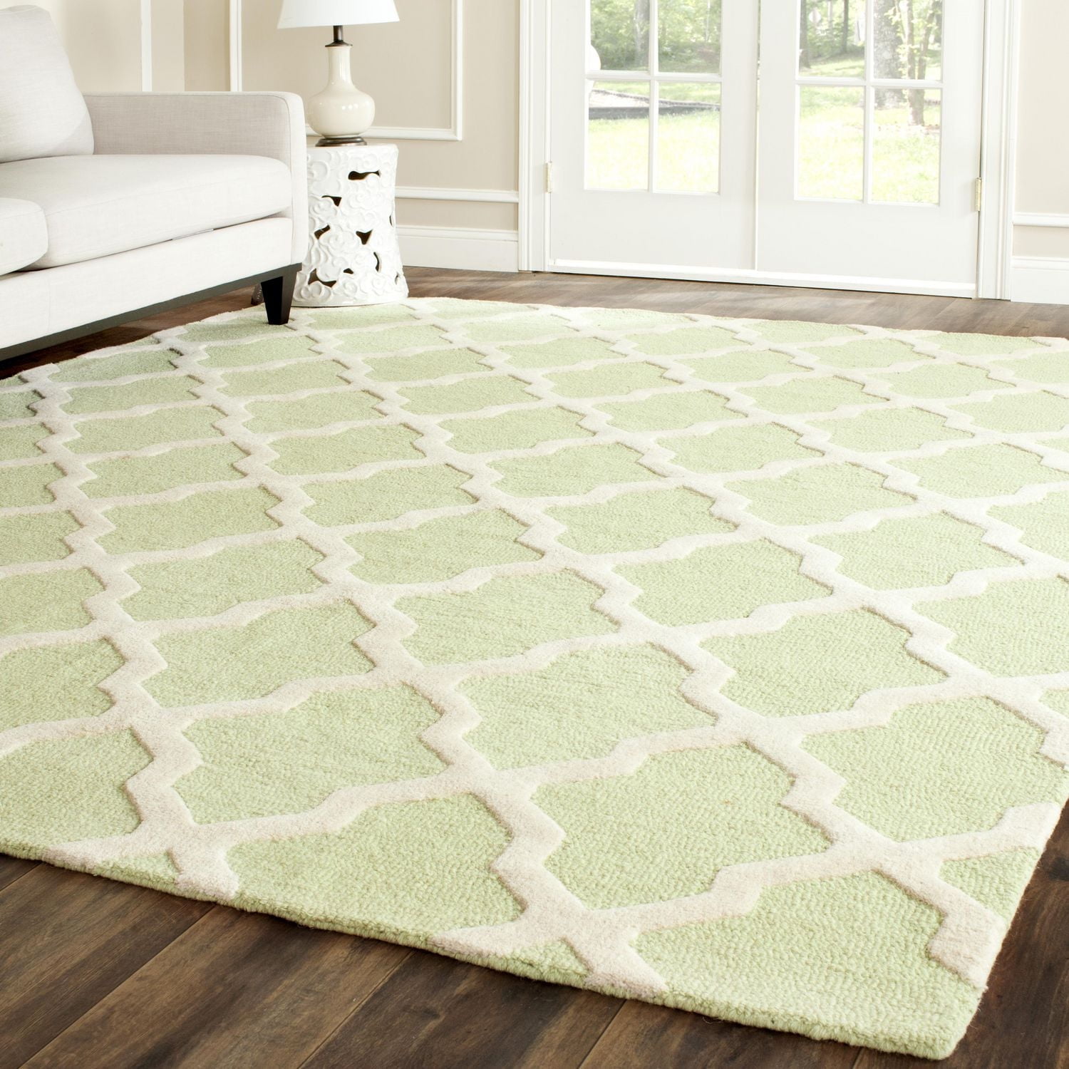 Click here for Safavieh Cambridge Liam Geometric Area Rug 9 Ft. X... prices