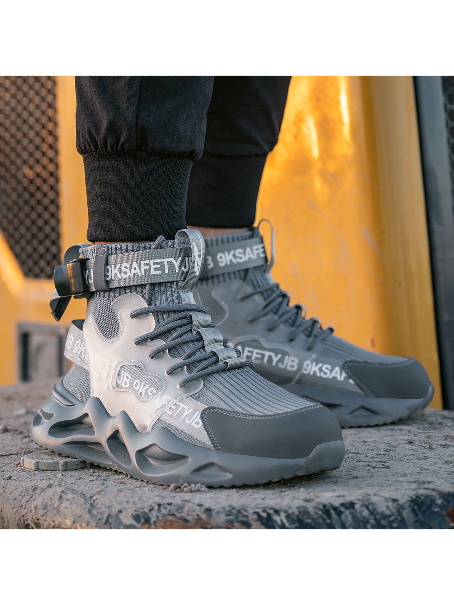 Hiking Boots Use Hydraulic Pistons To Stabilize Ankles On Rocky Ground ...