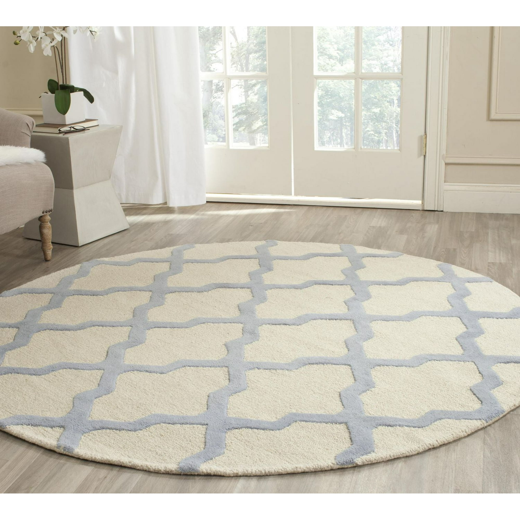 Click here for Safavieh Cambridge Liam Geometric Area Rug 6 X 6 R... prices
