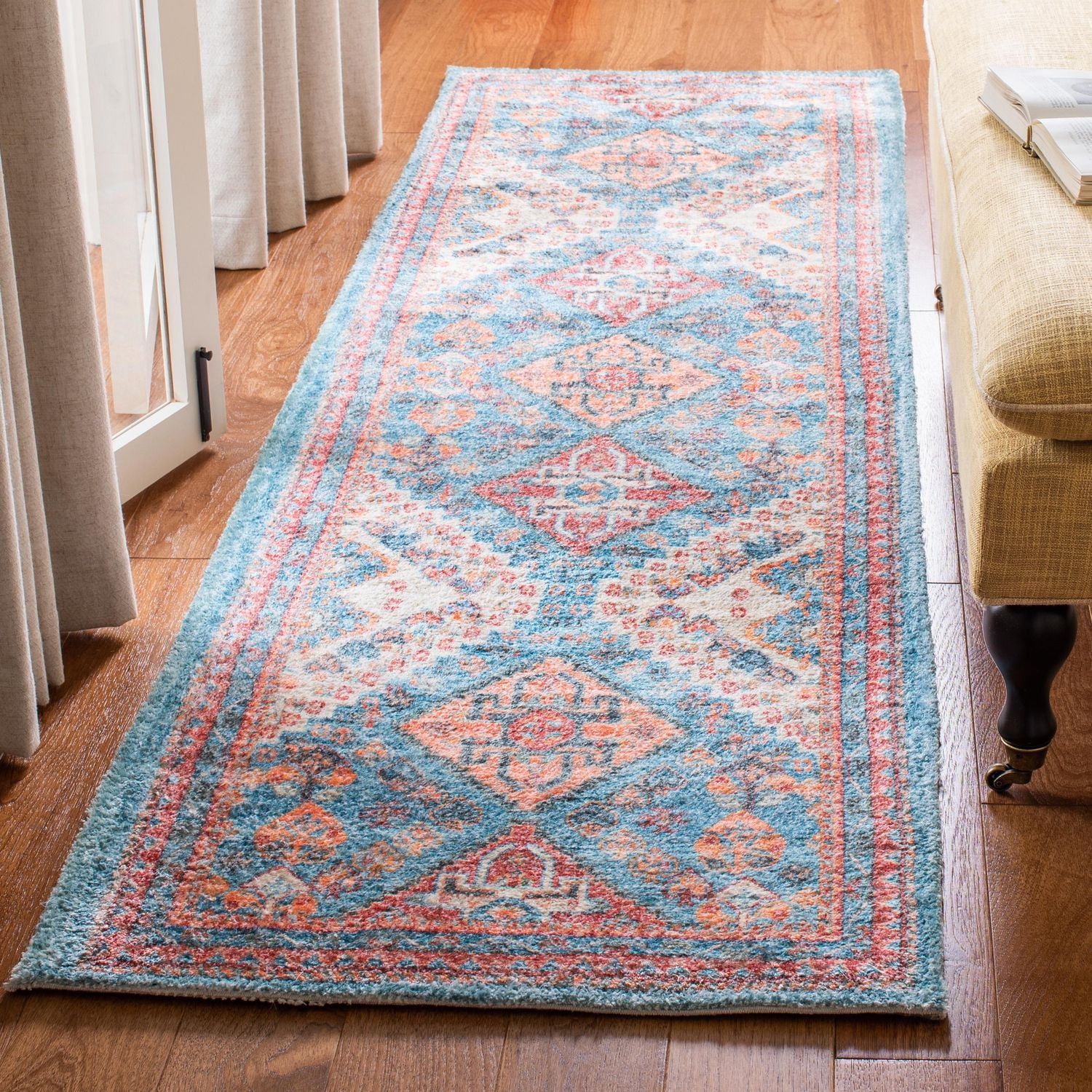 Click here for Safavieh Saffron Kierra Bordered Oriental Area Rug... prices