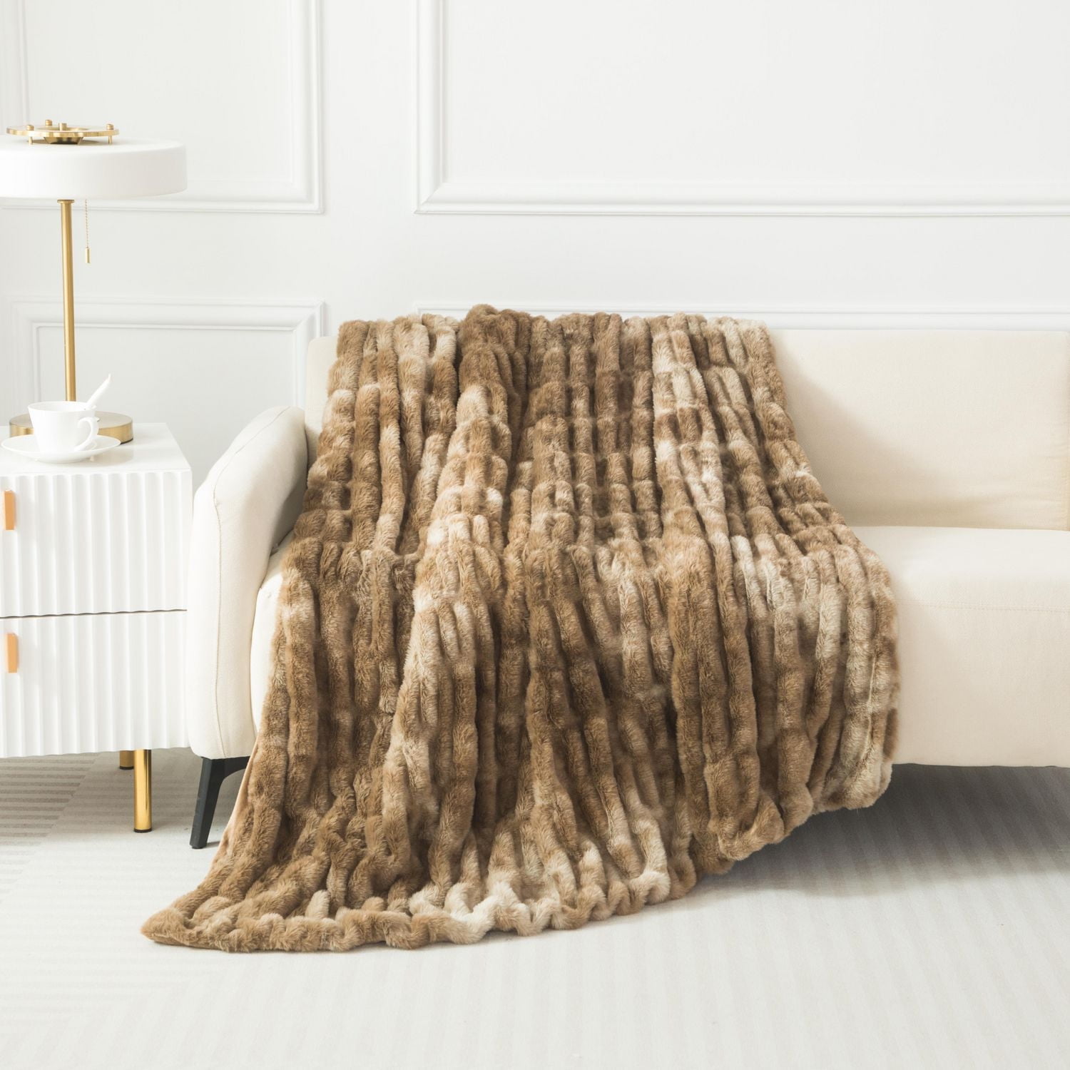 Click here for Hometrends Reversible Faux Fur Throw Blanket Other prices