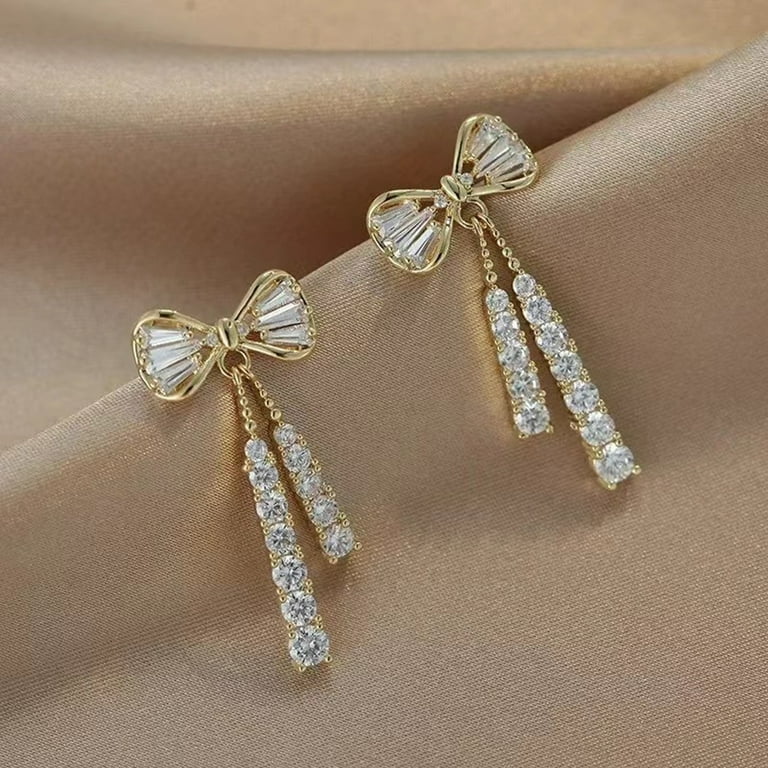 Fashion jewellery earrings store