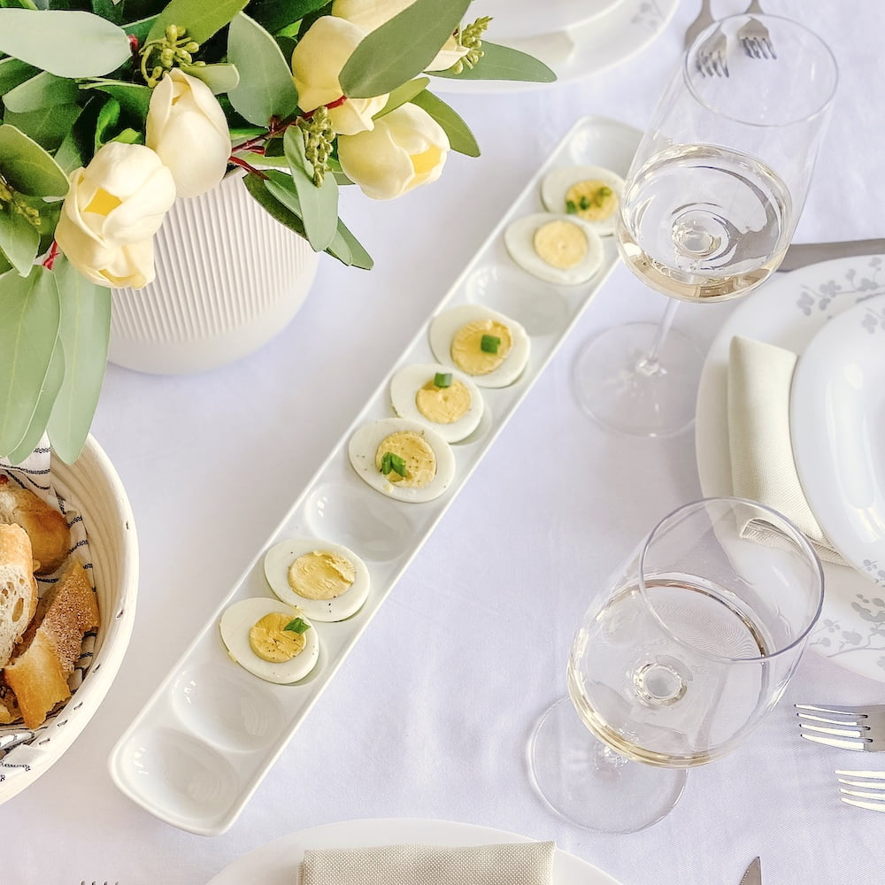 Click here for Linen Chest Deviled Egg Tray prices