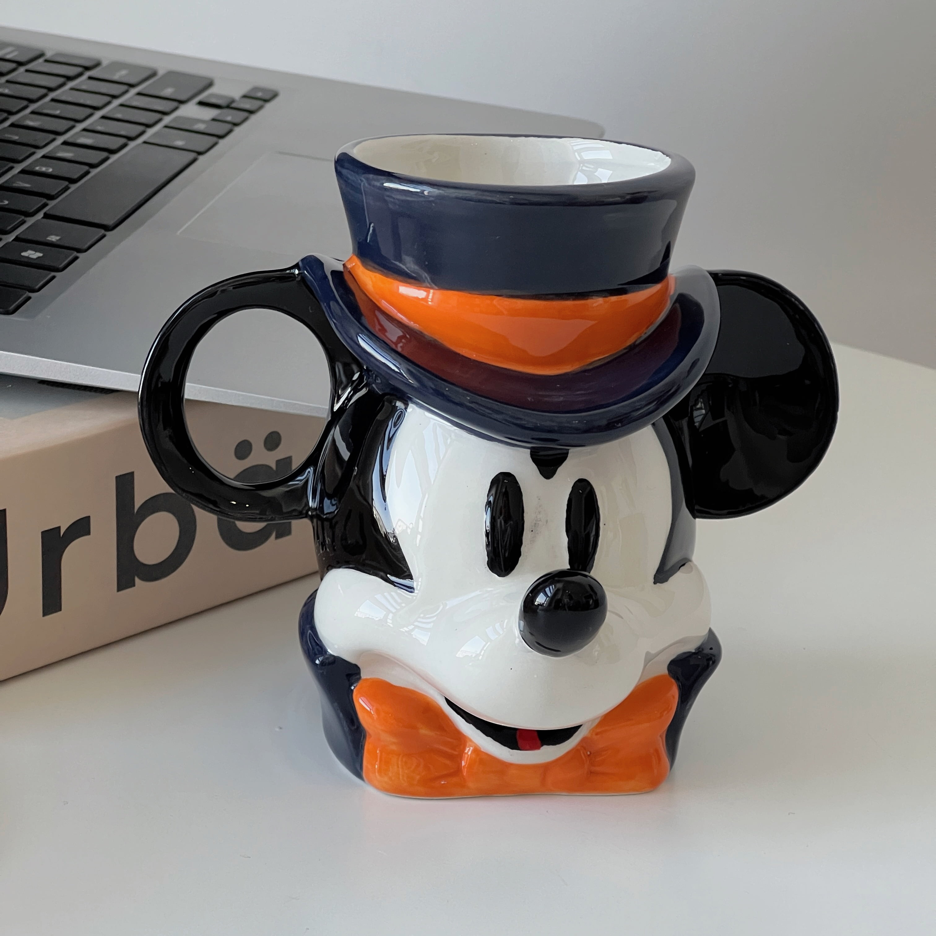 Figuras de acción Arco Iris Latino Mickey Serie de vampiros divertidos ...