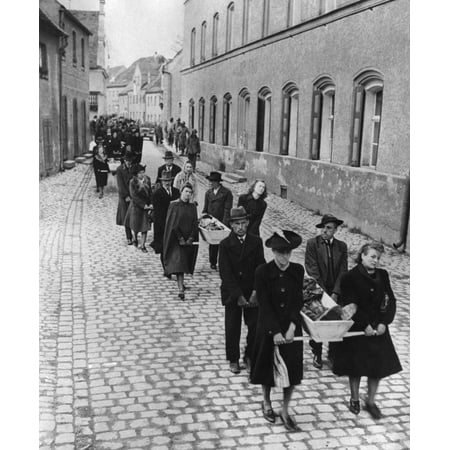 German Civilians Of Neunburg Bear The Bodies Of Victims From Killing ...
