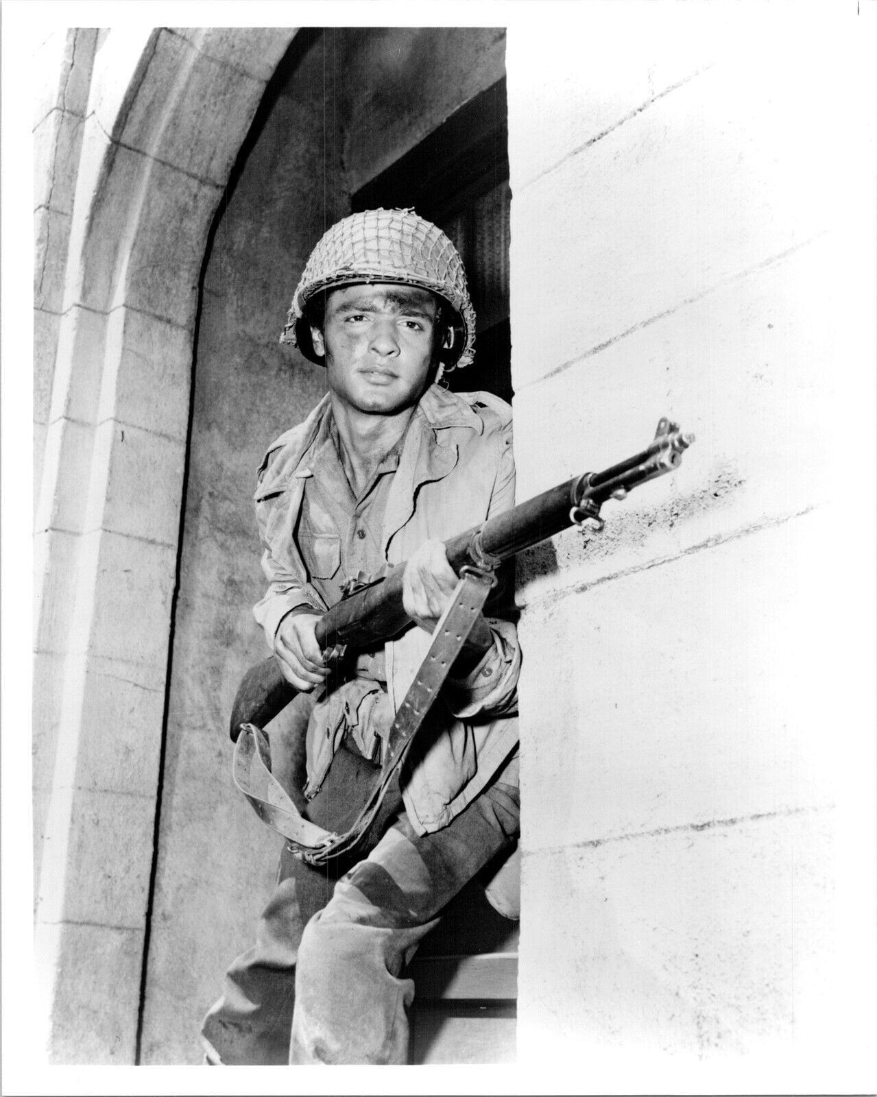 Combat TV series Pierre Jalbert as Caje Lemay 8x10 inch photo pointing ...