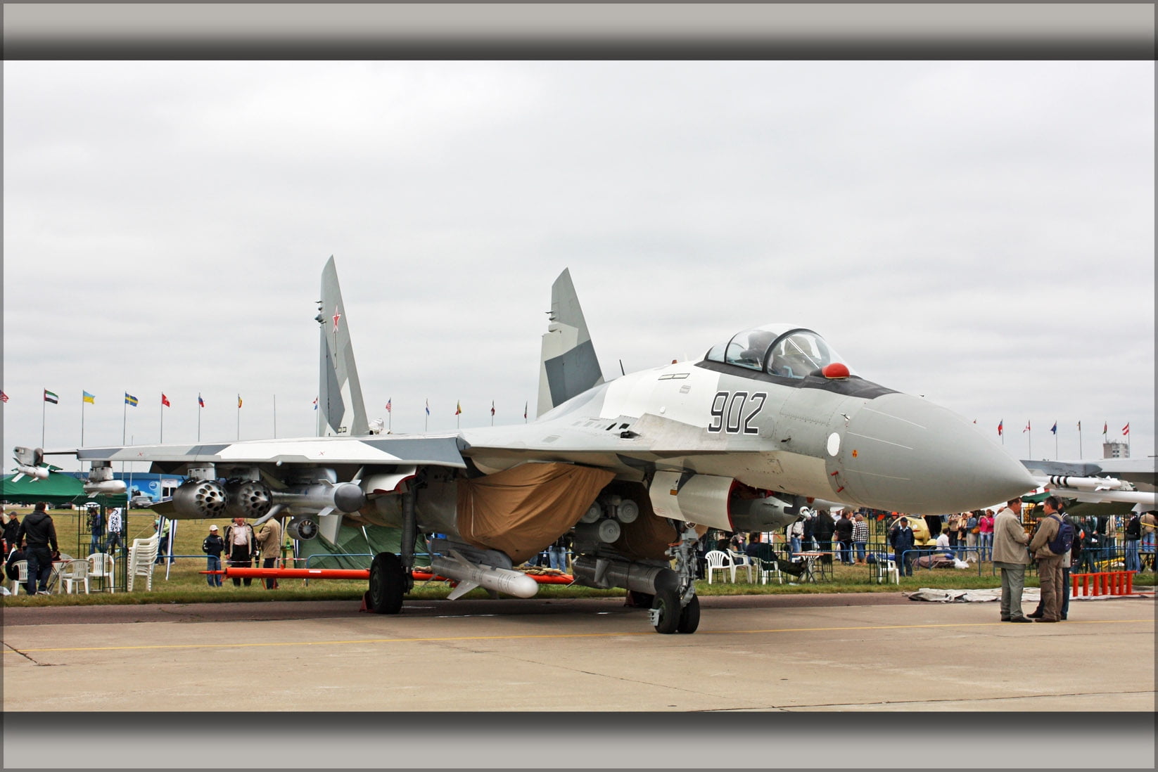 24"x36" Gallery Poster, Sukhoi Su-35 - Walmart.com