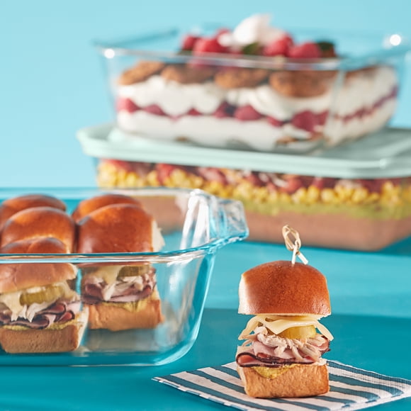 Pyrex 8x8 Baking Dish