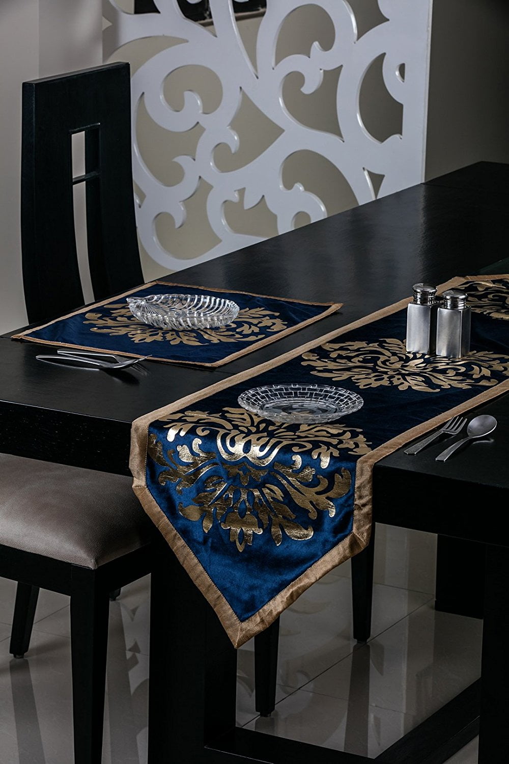 WPM Designer Collection Home Décor: Metallic Print; Fabric table runner ...