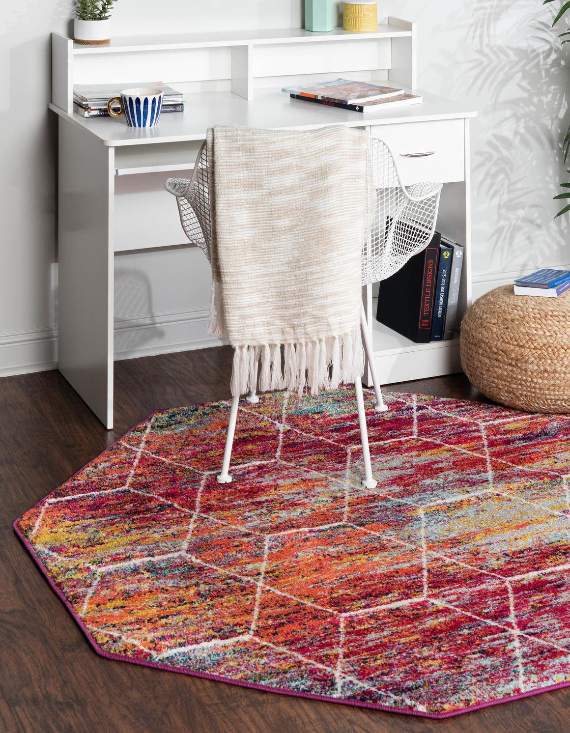 Rugs.com Lattice Frieze Collection Rug – 7' Octagon Multi Medium Rug ...