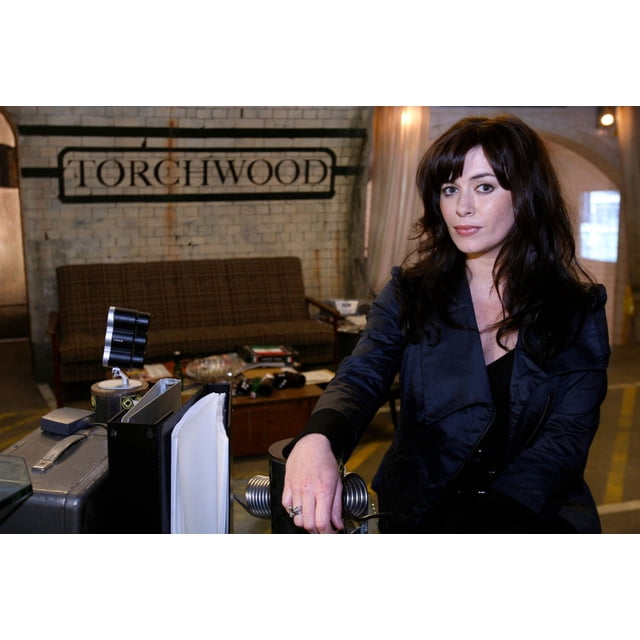 Eve Myles poster Torchwood Metal Sign Art Print 8x12 Multi-Color Square ...