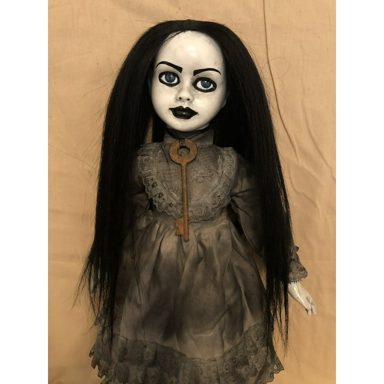 Scary Porcelain Doll Makeup