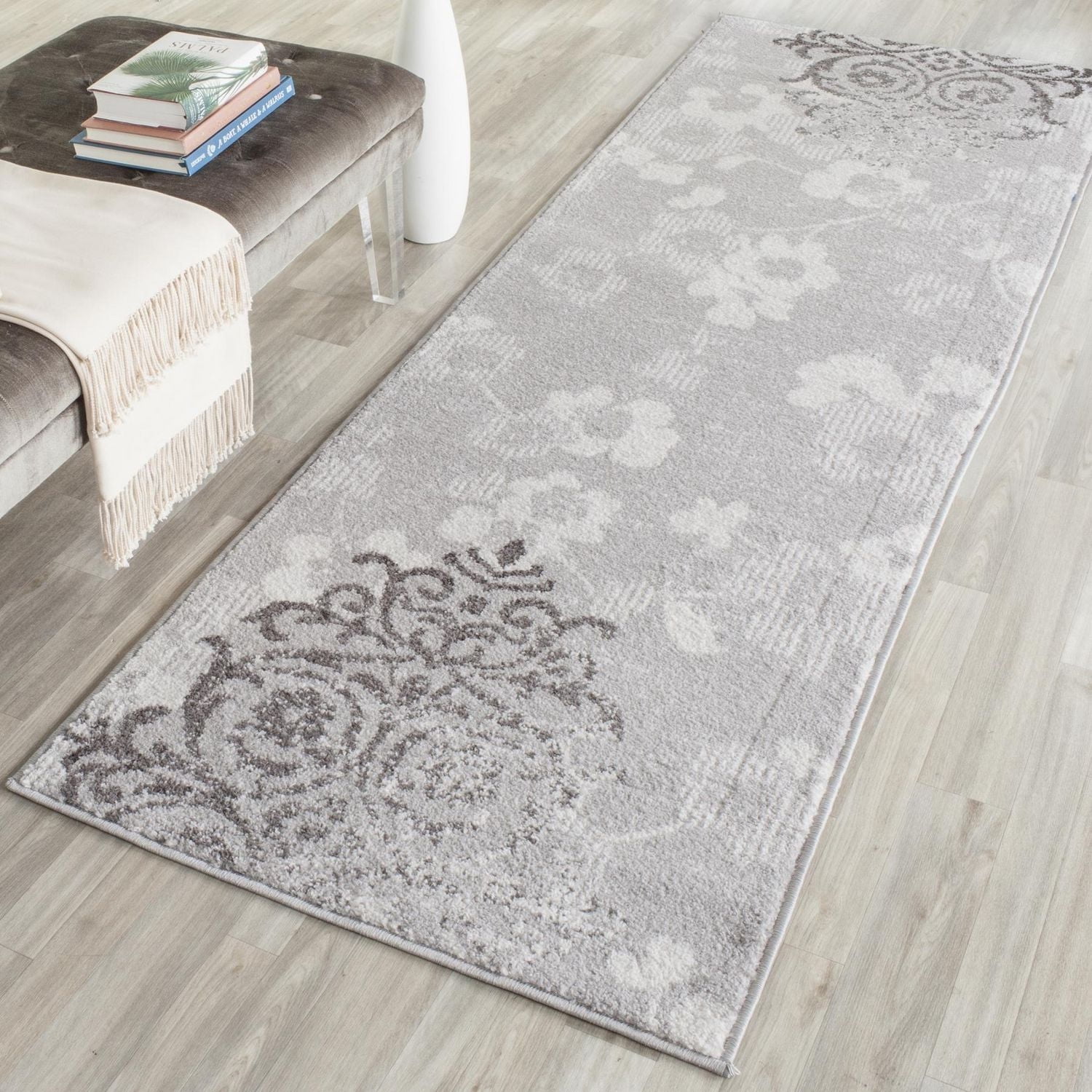 Click here for Safavieh Adirondack Hortense Floral Area Rug 26 X... prices