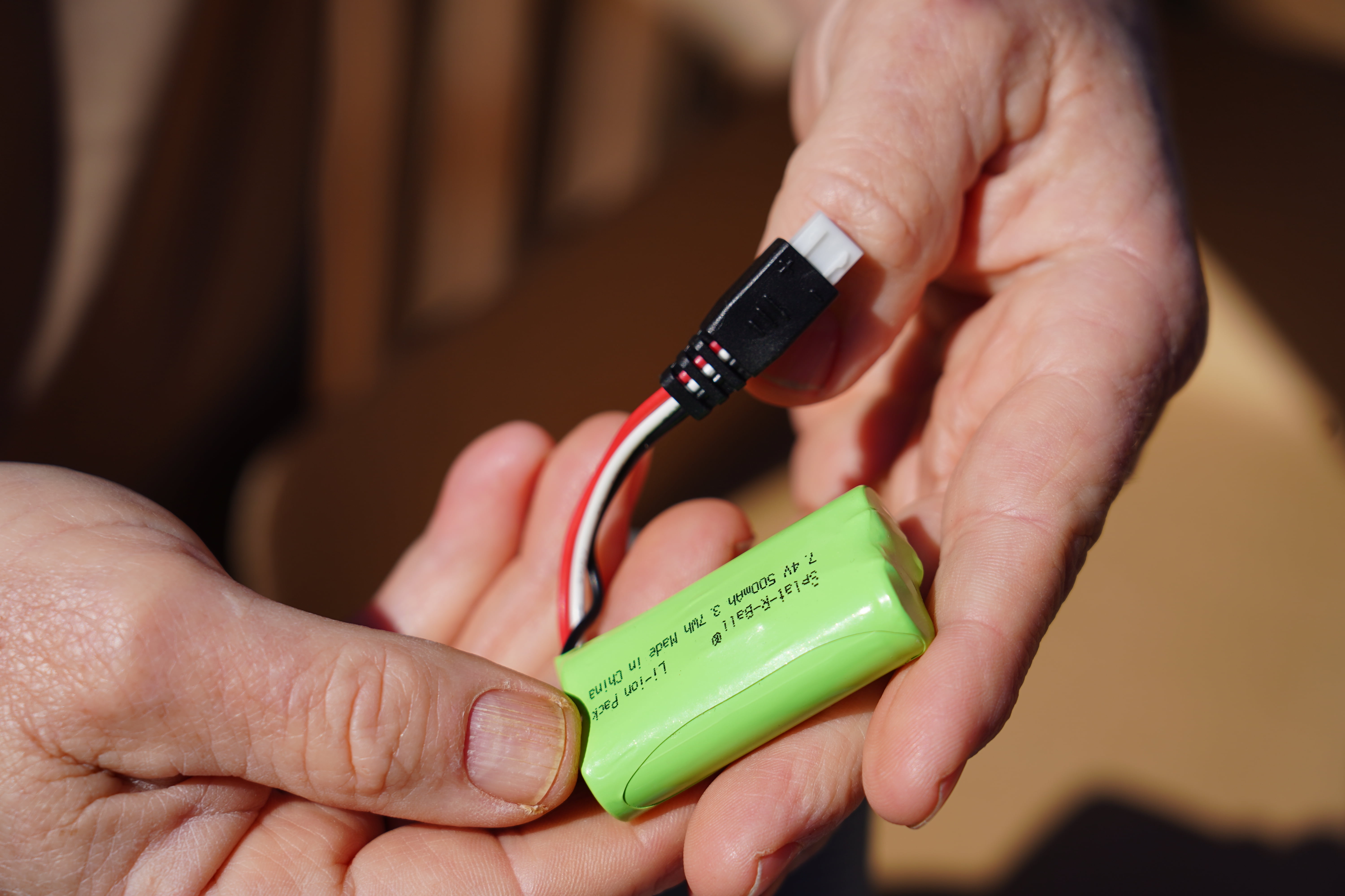 Splat-R-Ball® Full Auto 375 Mini Water Bead Blaster Kit