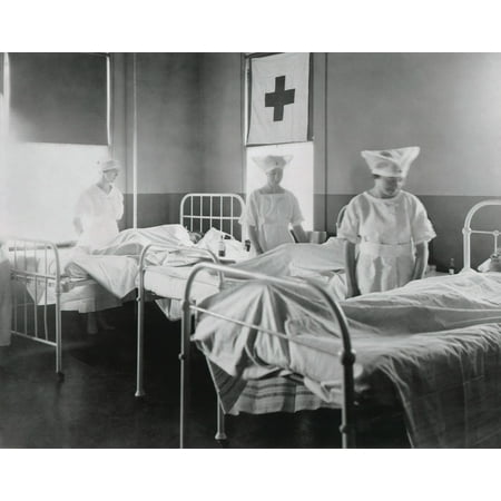 Spanish Flu Epidemic 1918-1919 In America. Volunteer Nurses At Red ...