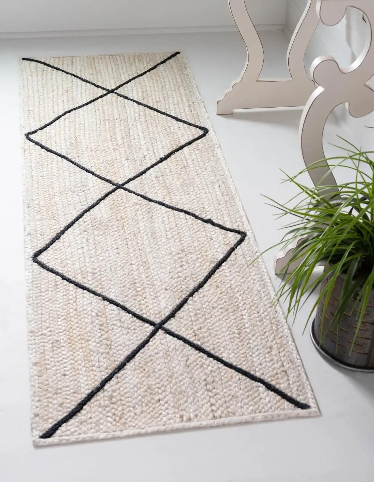 Avgari Creation Eco Friendly White & Black Designer Rectangle Living ...