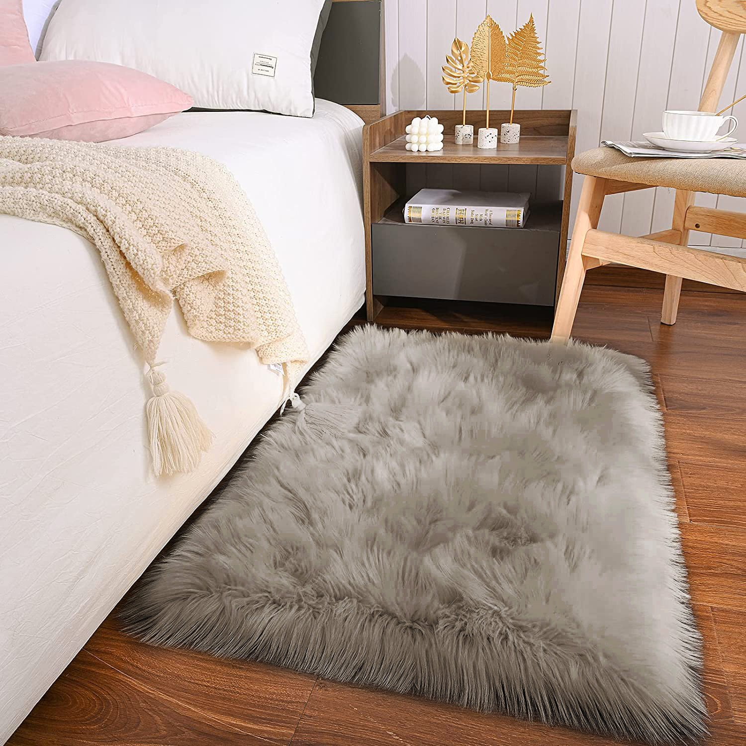TWINNIS Super Soft Shaggy Faux fur Area Carpet for Home Decor,3'x5 ...