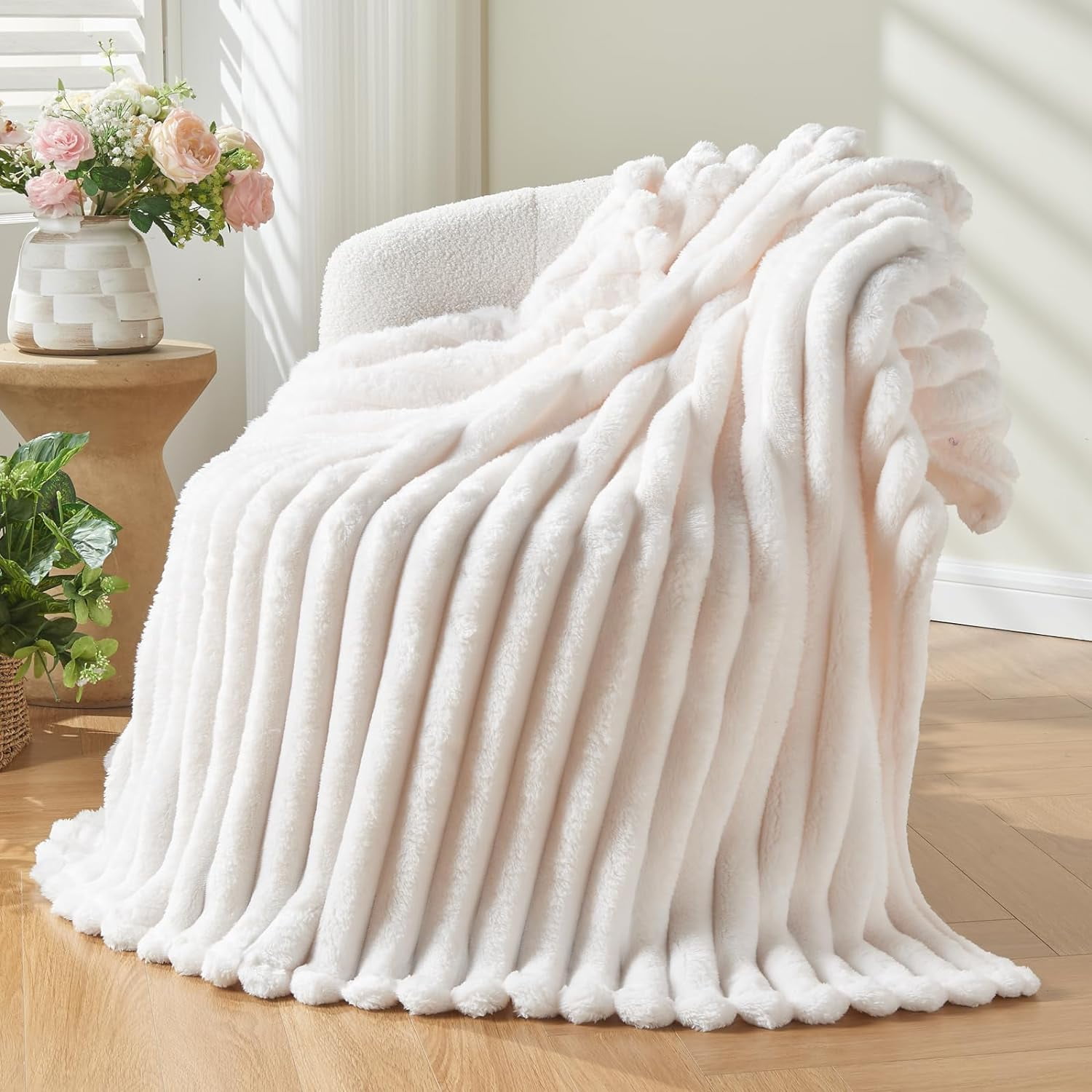 Click here for Biwat Super Soft Twin Blanket Ivory Premium Silky... prices