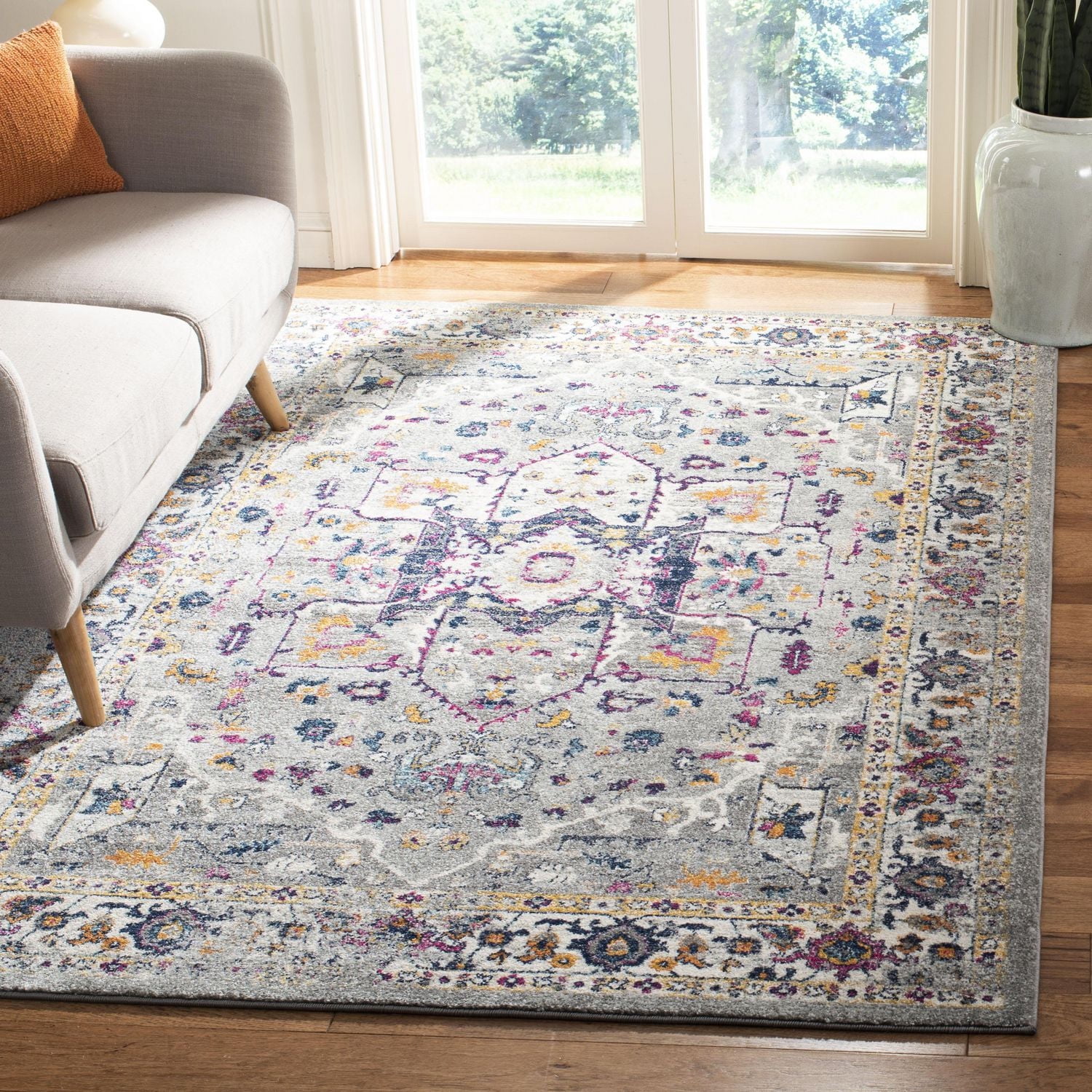 Click here for Safavieh Evoke Westley Traditional Area Rug 67 X 9 prices