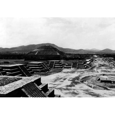 Mexican Pyramids History (24 x 18) | Walmart Canada