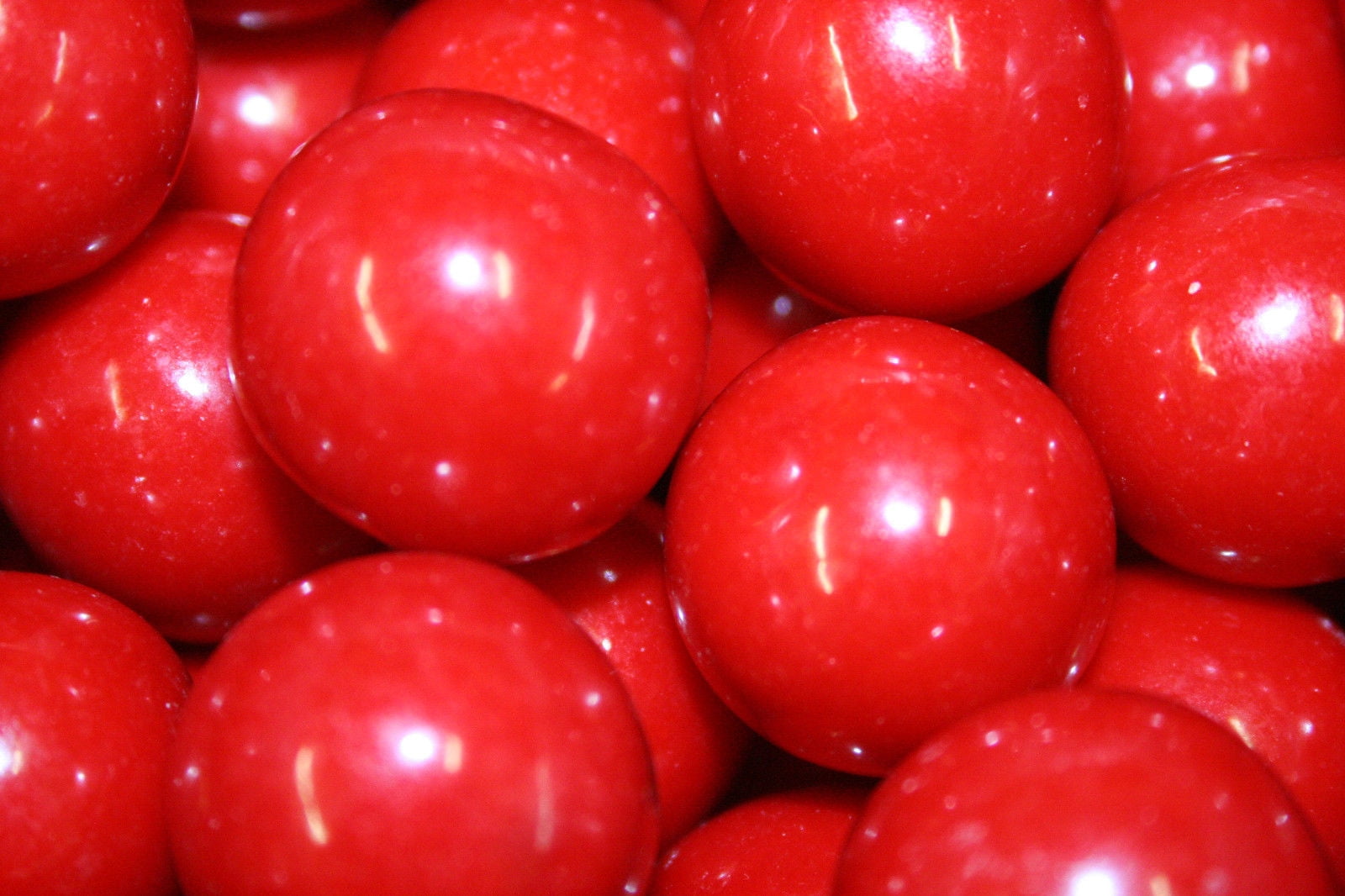 GUMBALLS RED 25mm or 1 inch (285 count), 5LBS - Walmart.com