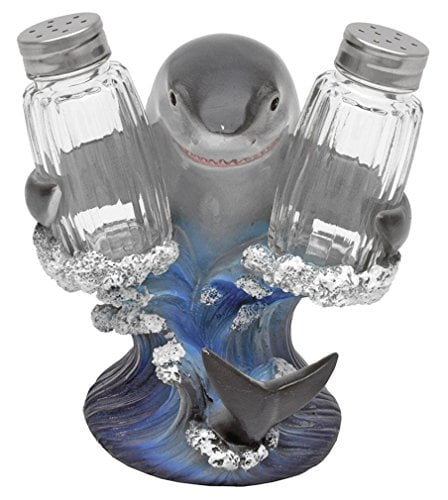 Shark Week - Great White Shark Salt and Pepper Shaker Set | Walmart Canada