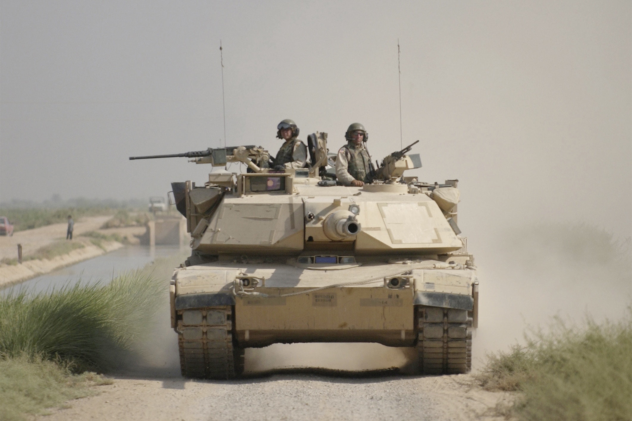 24x36 gallery poster, M1A1 Abrams Tank conducts reconnaissance in Iraq ...