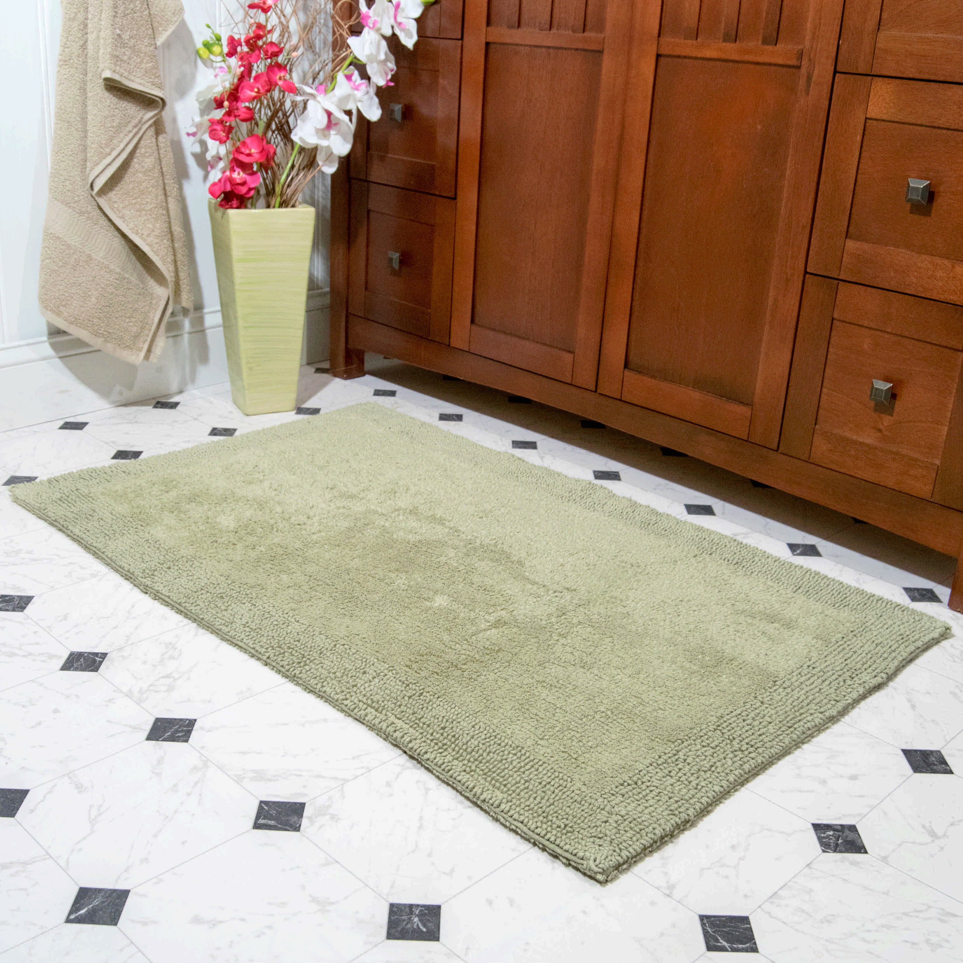 Chesapeake Bella Napoli 2pc Bottle Green Bath Rug Set (21"x34" & 24"x40 ...