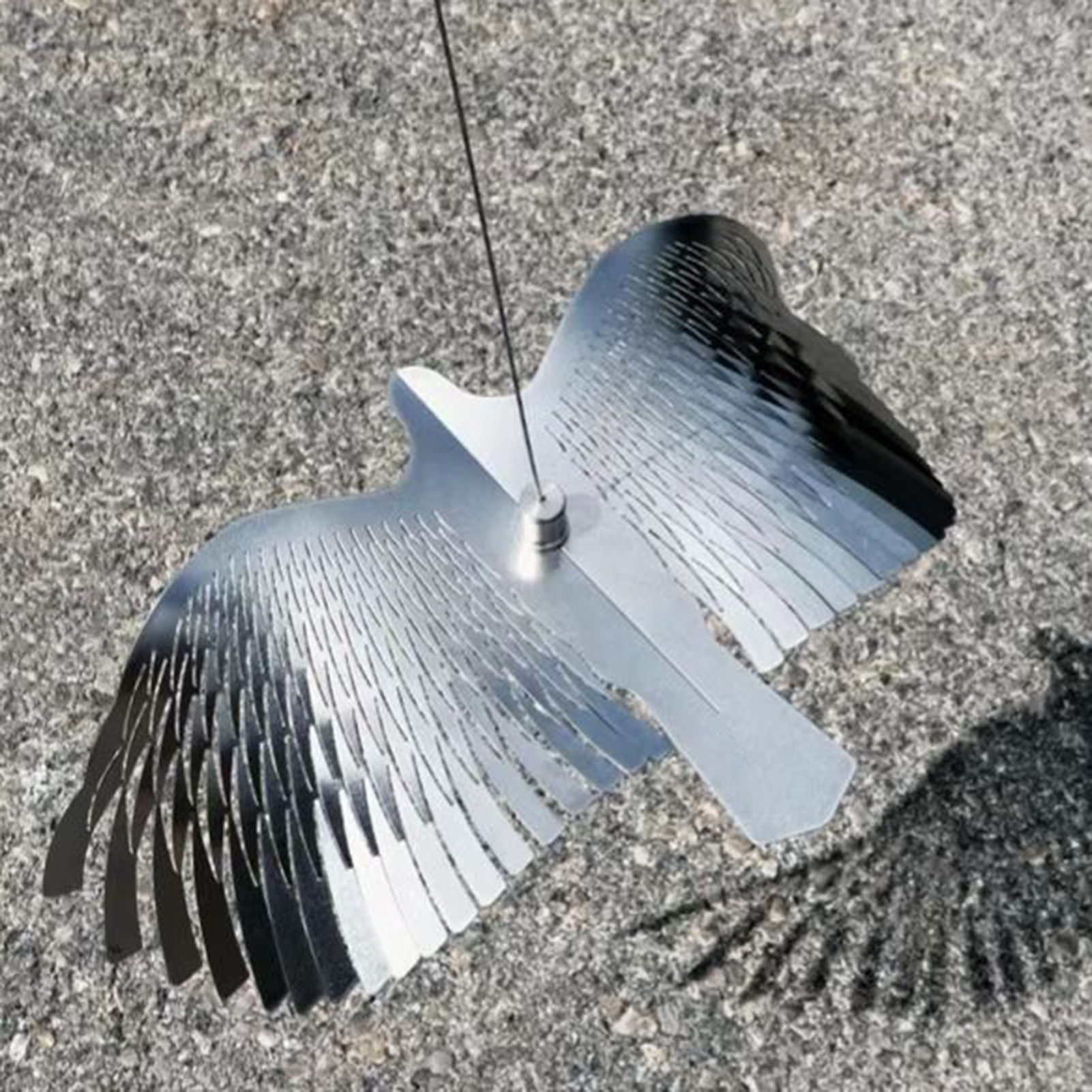 Delicate Hollow-carved Metal Bird Statue - Flying Bird Kinetic ...