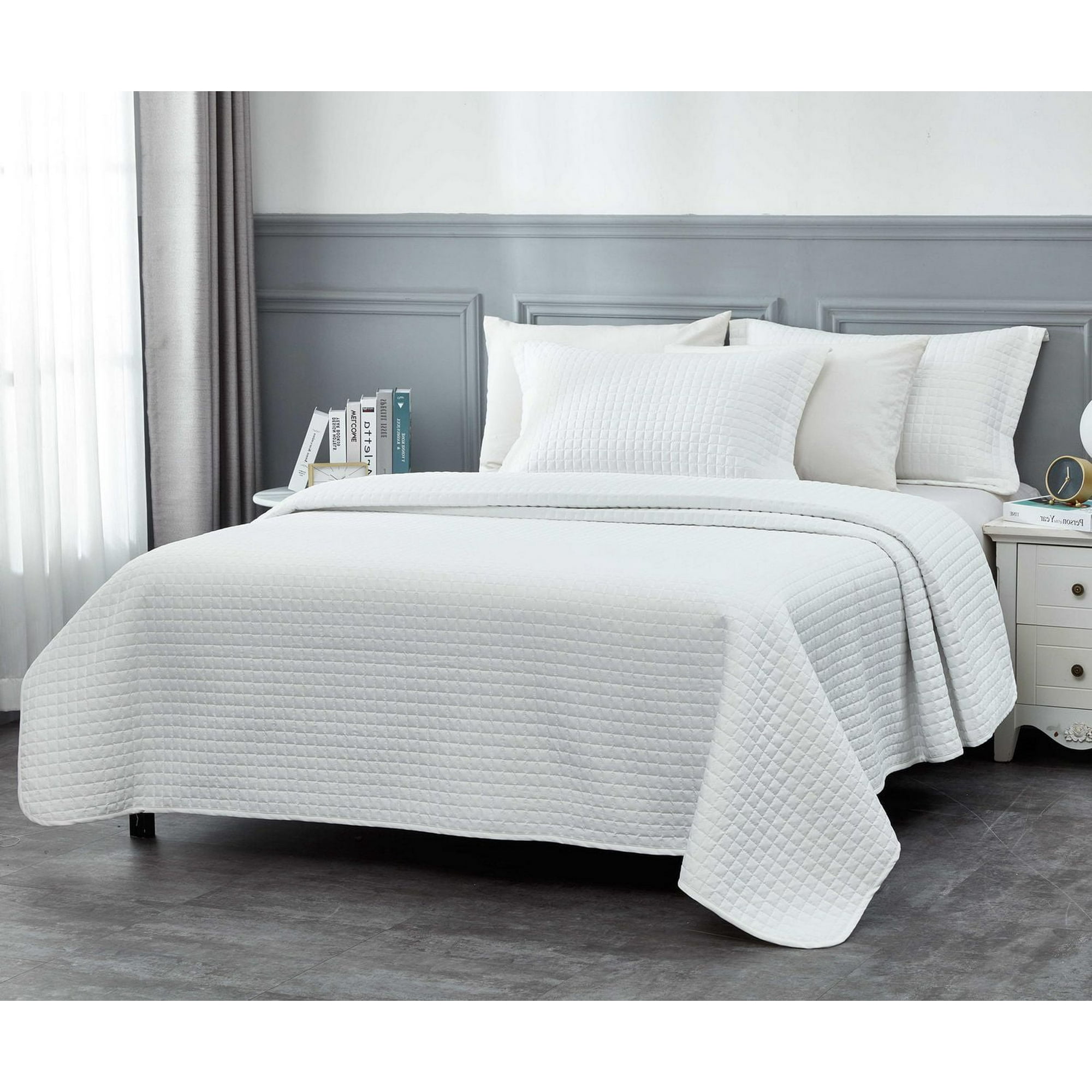 Click here for Millano Collection Millano Classic Quilt Set prices