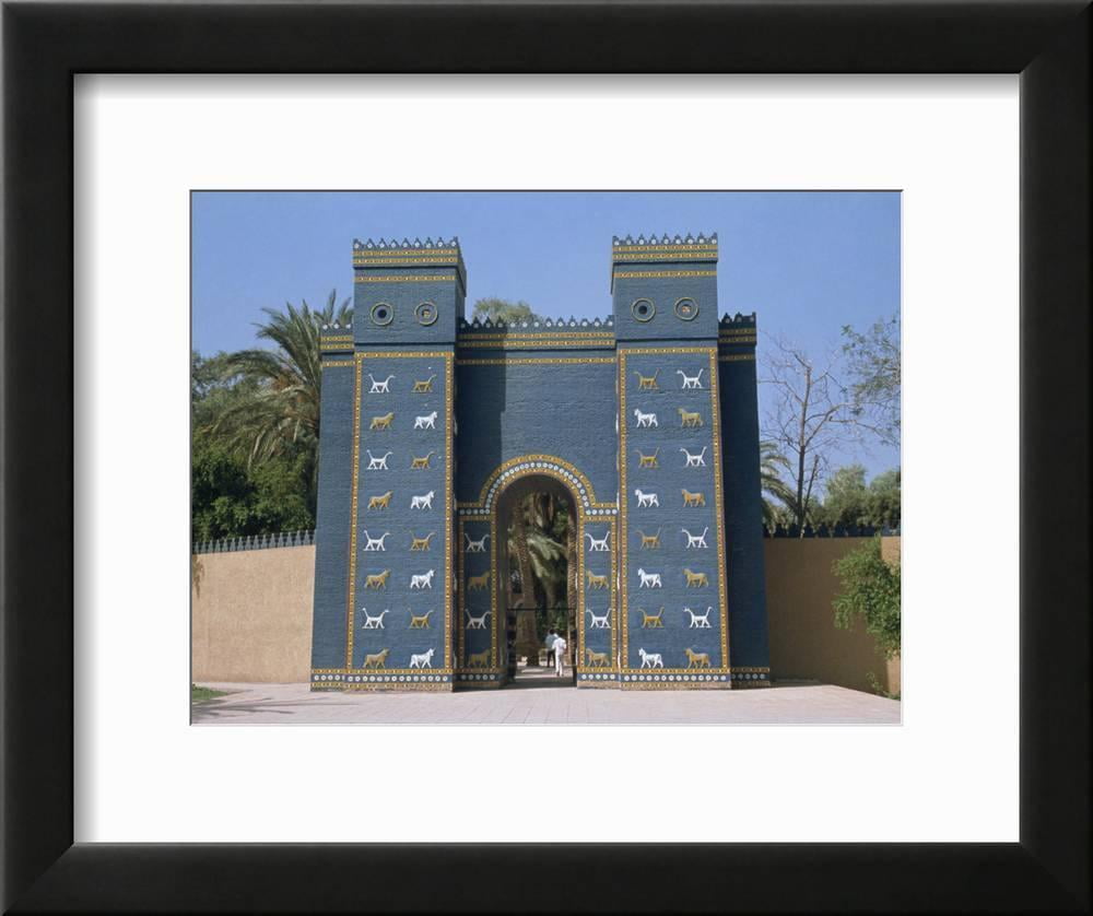 Reconstructed Ishtar Gate And Throne Room Wall