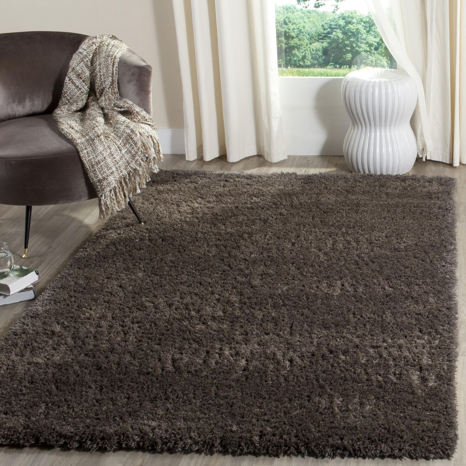 Click here for Safavieh Indie Balfour Solid Shag Area Rug 4 Ft. X... prices