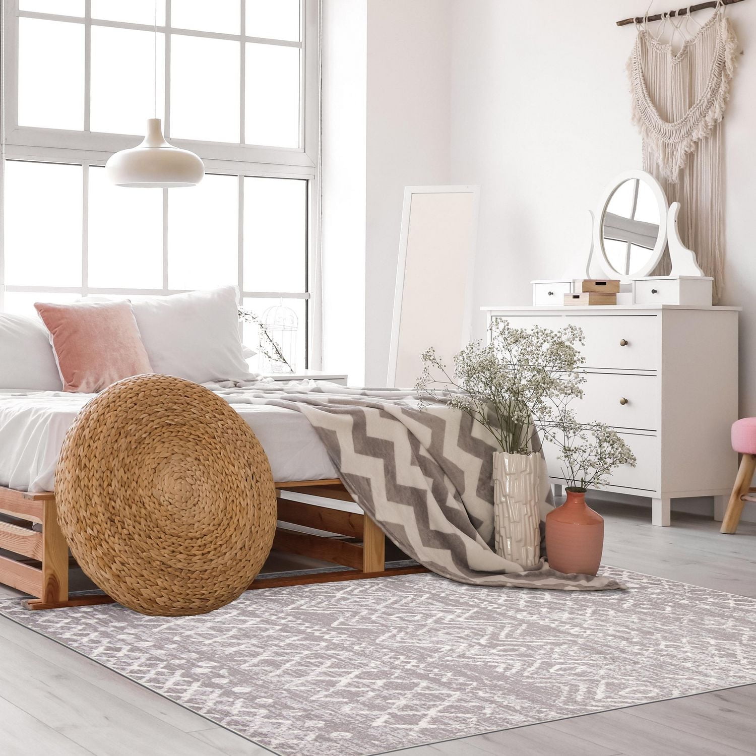 Click here for Ecarpet Geometric Indoor Area Rug Astrid Collectio... prices