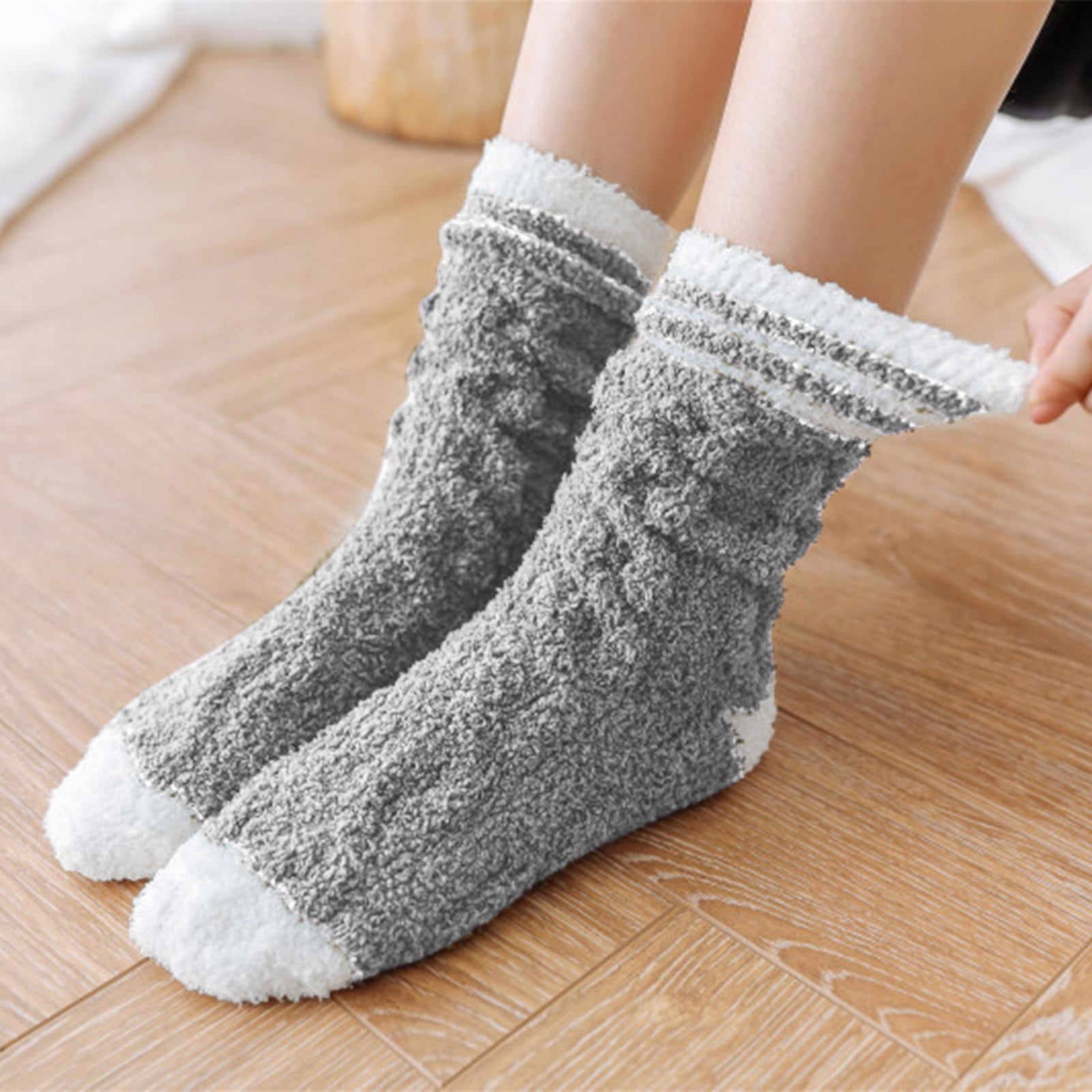 Dyfzdhu Women Winter Fuzzy Socks Warm Slipper Socks Women Soft Fuzzy ...