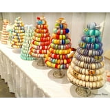 French Macarons Gift Box - 24 Assorted Macarons - Walmart.com