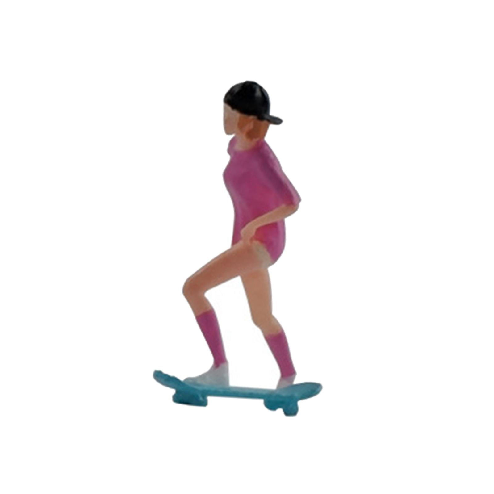 1/64 People Figures Skateboard Girl ,Miniature Scenes Mini People Model ...