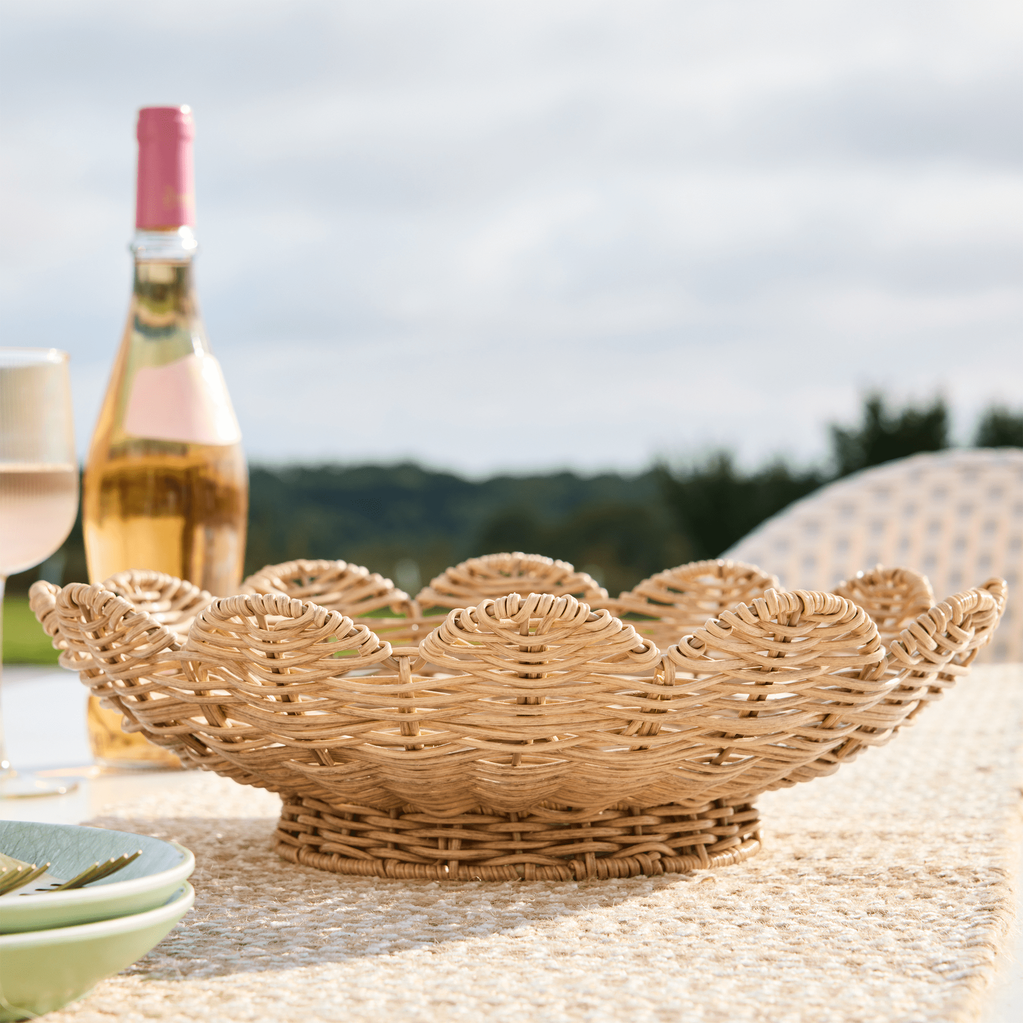 Click here for Better Homes & Gardens Round Fruit Bowl prices