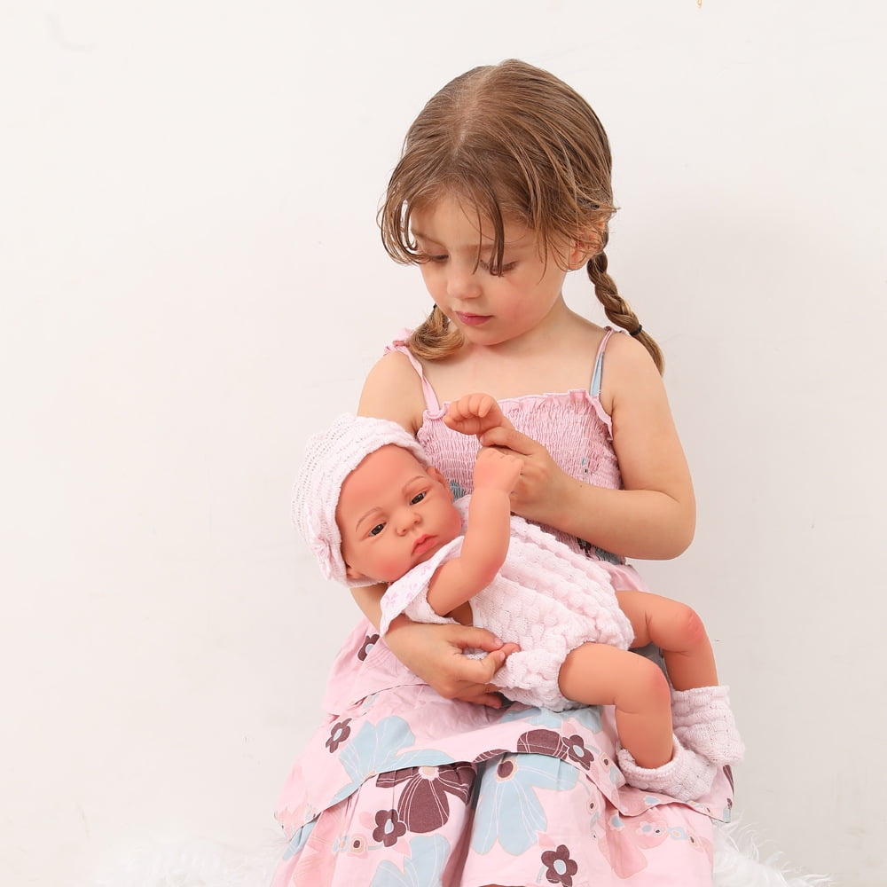 Chockeie 16.5 Inch Lifelike Silicone Doll Silicone Baby Girl Random Clothes