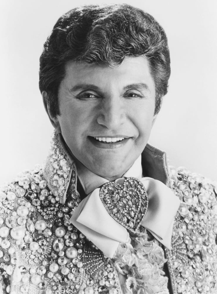 Liberace Portrait (8 x 10) - Walmart.com