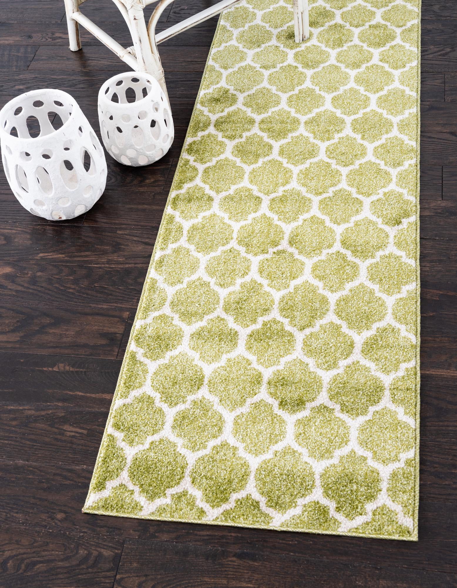 Rugs.com Lattice Collection Rug – 10 Ft Runner Light Green Medium Rug ...