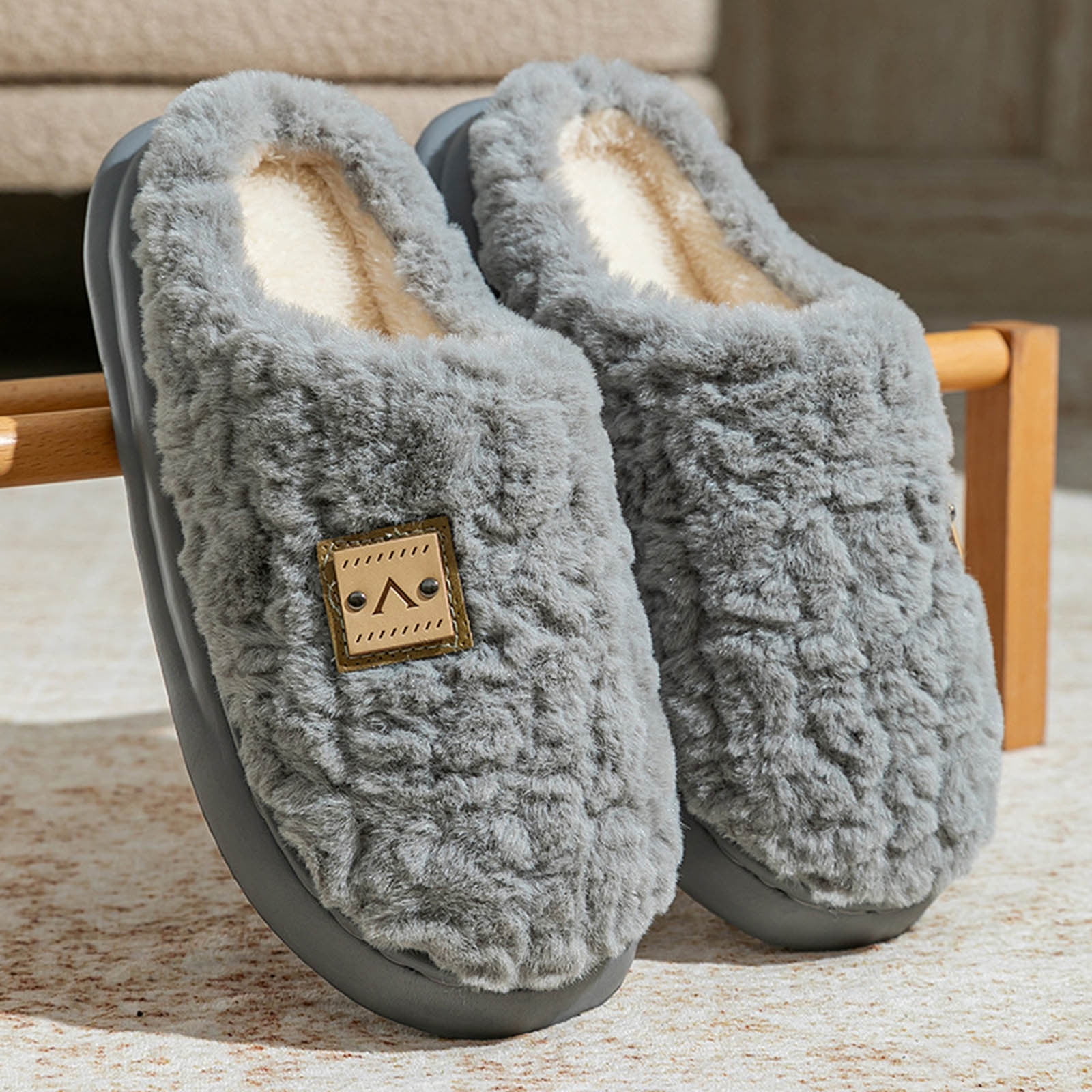 Click here for Yaoyar Mens Womens Cozy Slippers Warm Gifts For Wo... prices
