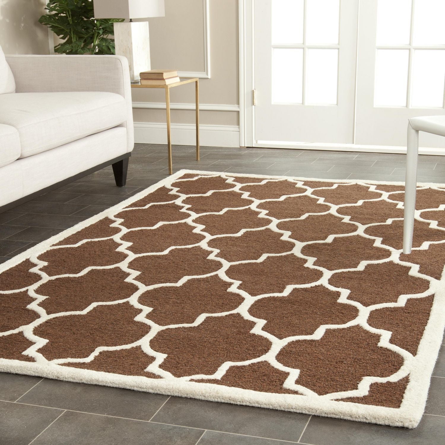 Click here for Safavieh Cambridge Kevin Geometric Area Rug 5 Ft.... prices