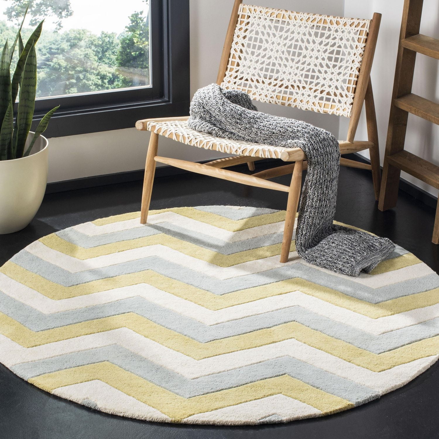 Click here for Safavieh Chatham Jake Zigzag Stripes Area Rug 7 X... prices