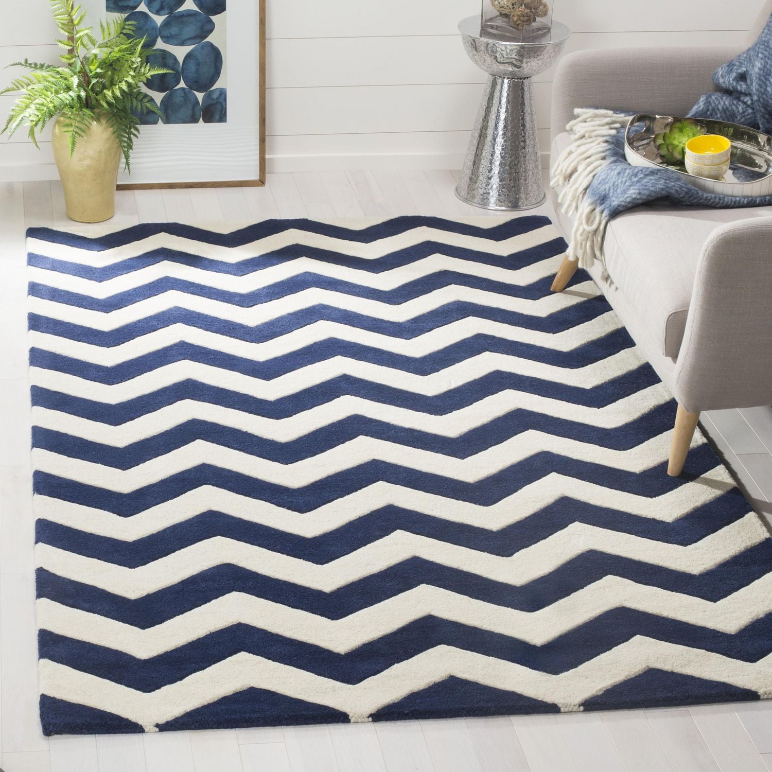 Click here for Safavieh Chatham Jake Zigzag Stripes Area Rug 3 Ft... prices
